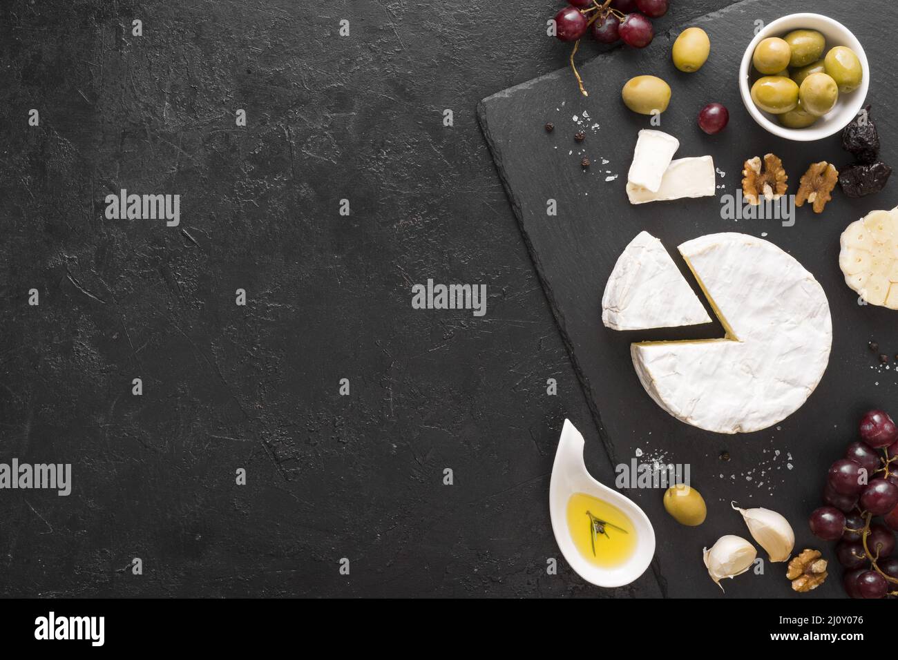 Flat lay cheese assortment hi-res stock photography and images - Alamy