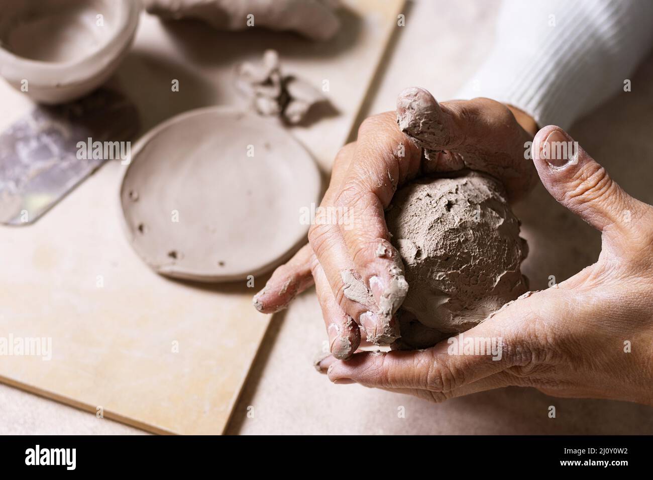 Clay pottery hi-res stock photography and images - Alamy
