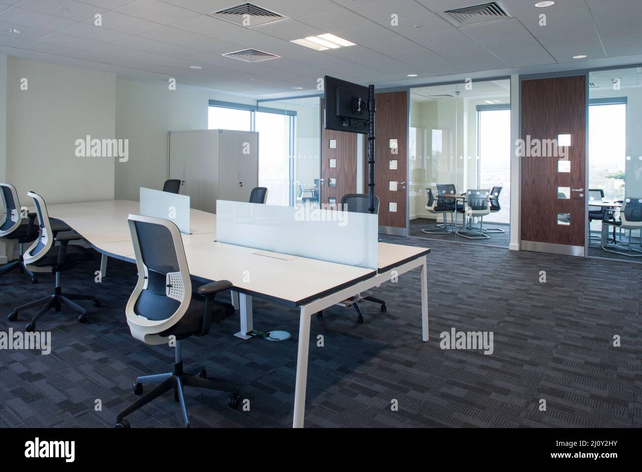 Communal office hi-res stock photography and images - Alamy