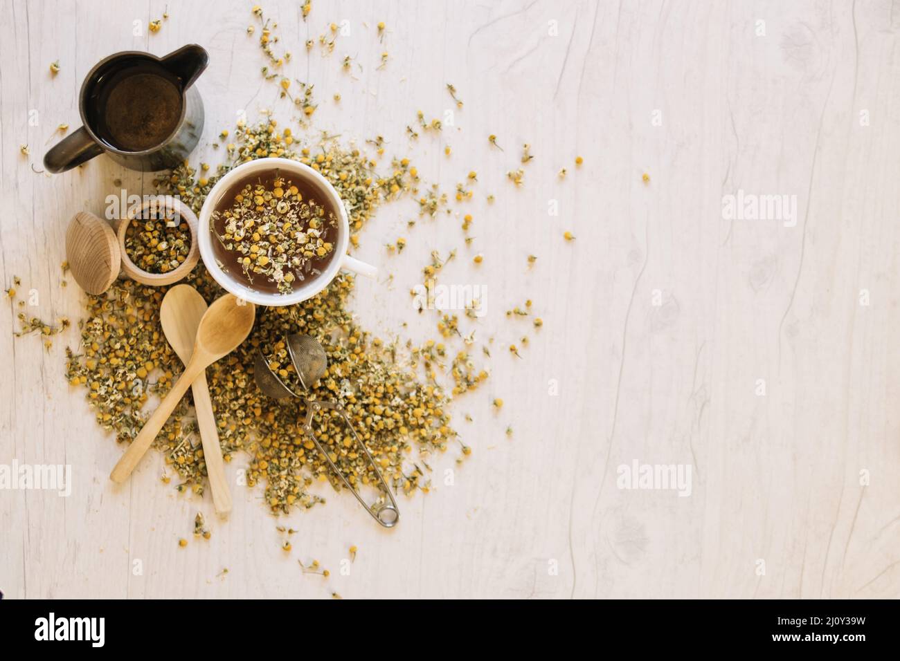 Tea leaf quality hi-res stock photography and images - Alamy