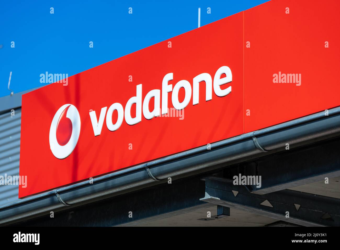 Vodafone Icon Logo High Resolution Stock Photography and Images - Alamy