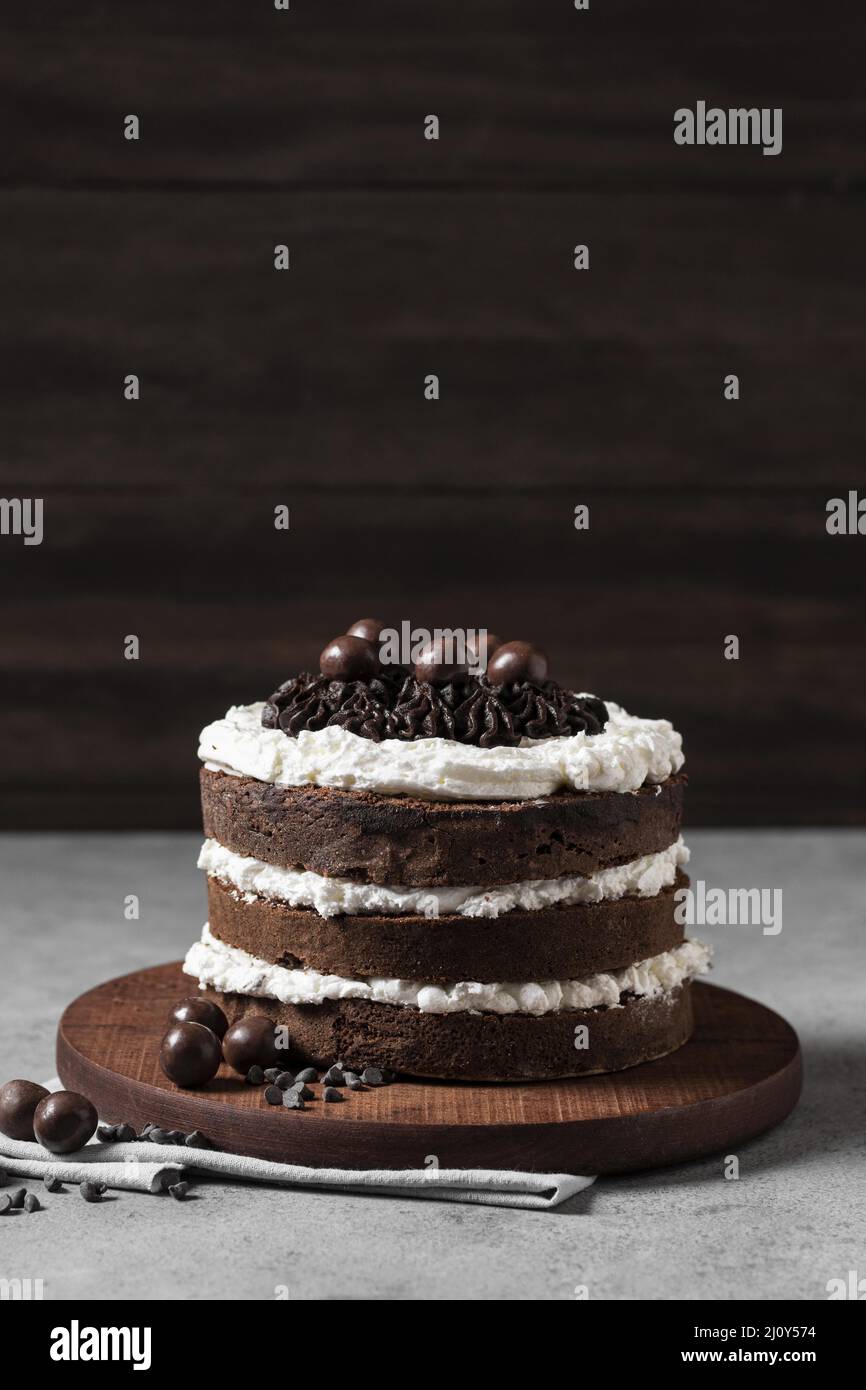High quality cake hi-res stock photography and images - Alamy