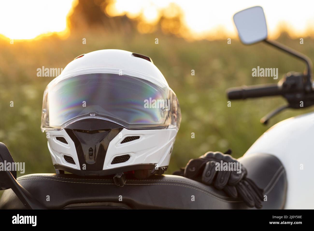 Front of motorcycle hi-res stock photography and images - Alamy