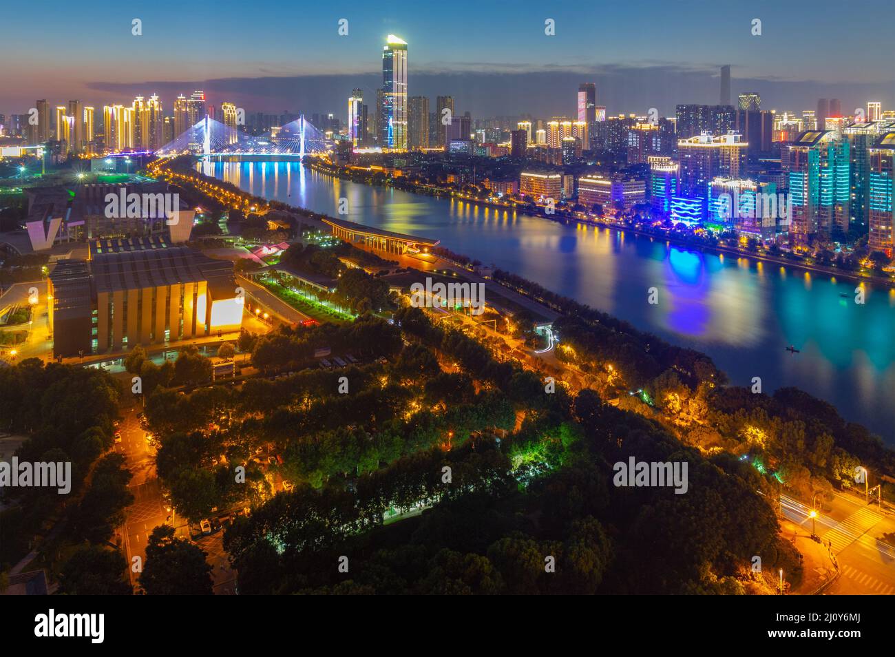 Wuhan City Skyline Night Scenery Photo Imagepicture Free 1,800+ Wuhan