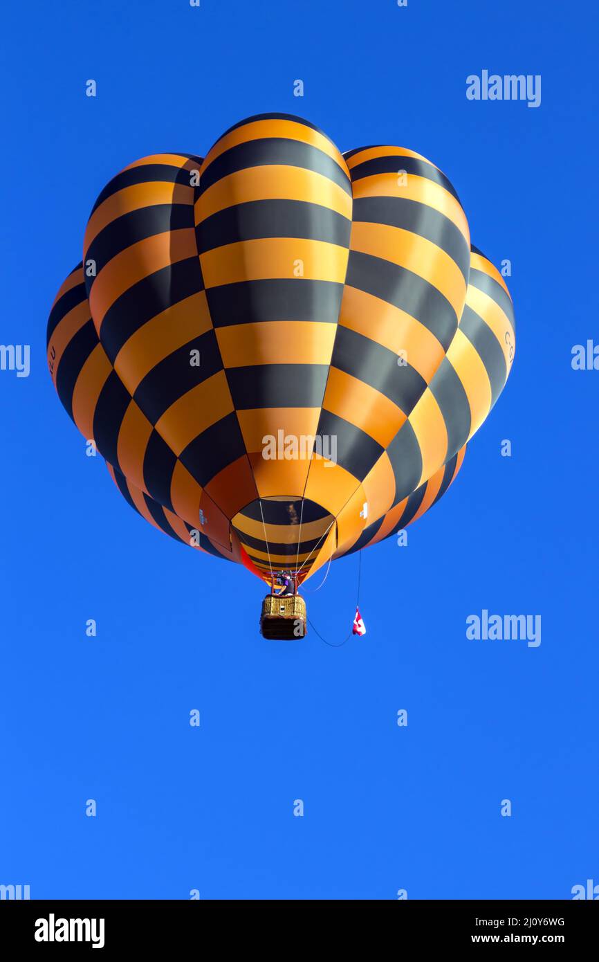 Albuquerque balloon festival vertical hi-res stock photography and ...
