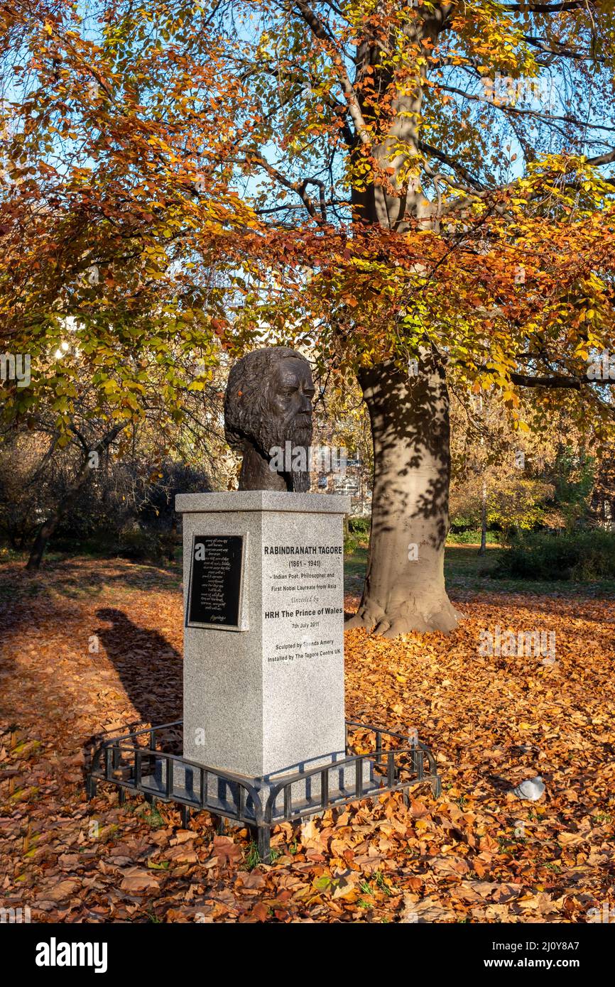 Rabindranath tagore statue hi-res stock photography and images - Alamy