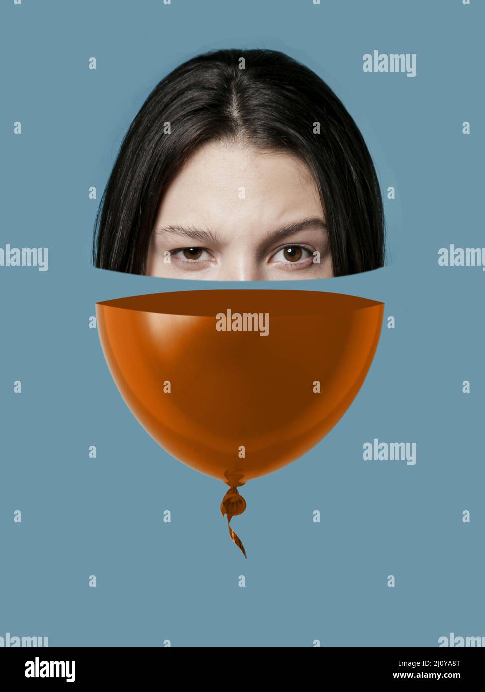Face half blank hi-res stock photography and images - Alamy