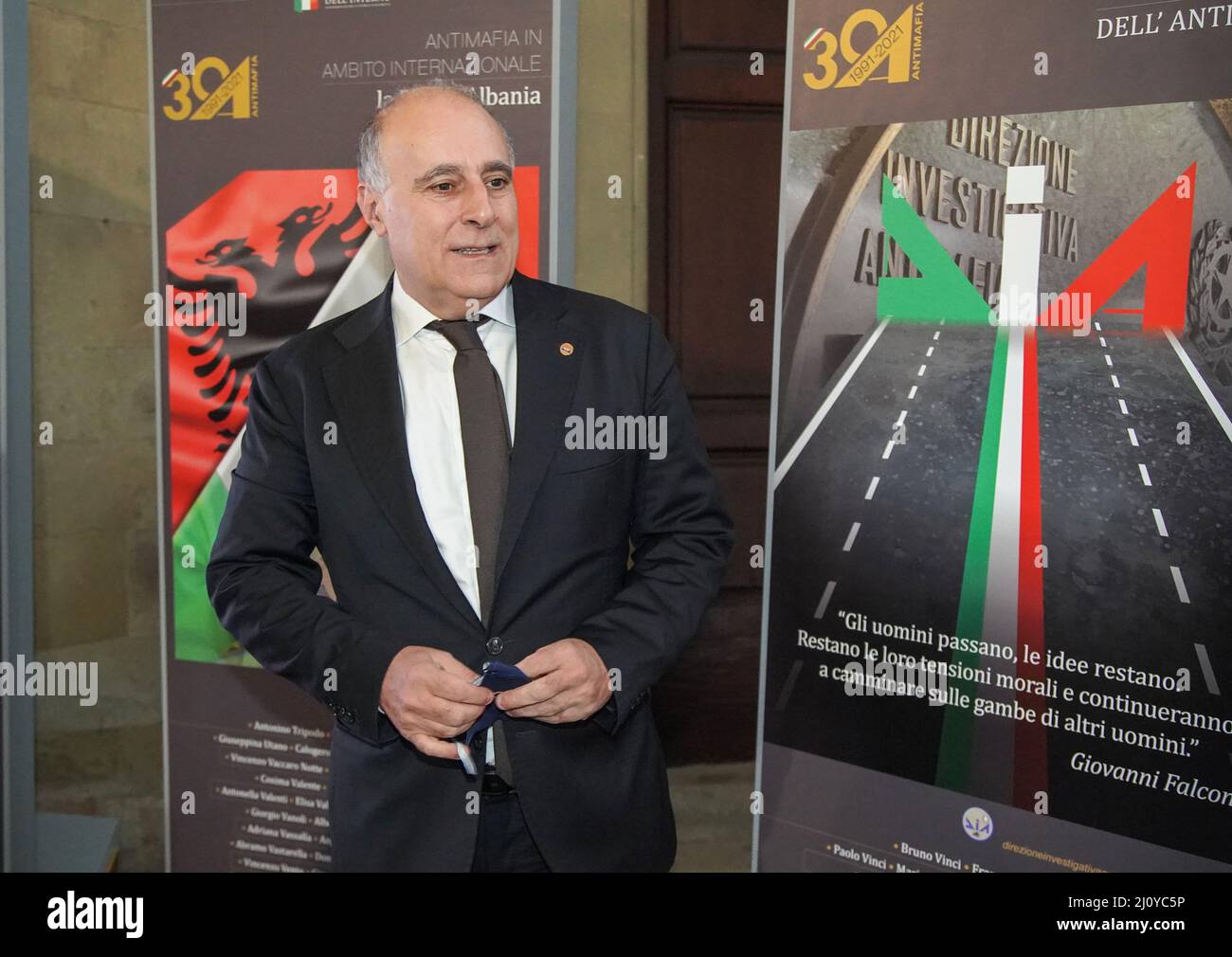 Anti mafia investigation department hi-res stock photography and images ...