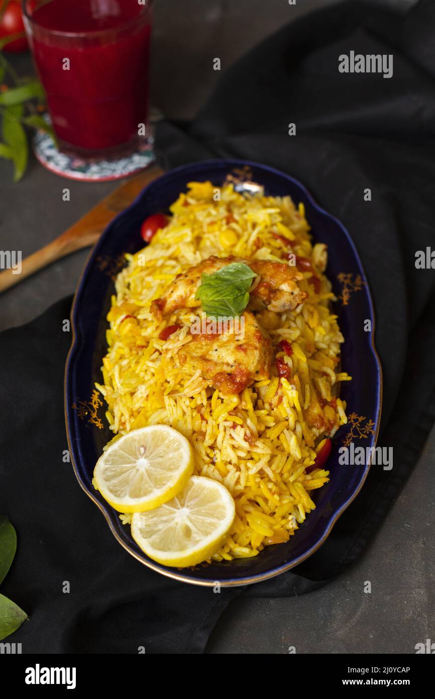 Indian chicken cooked hi-res stock photography and images - Alamy