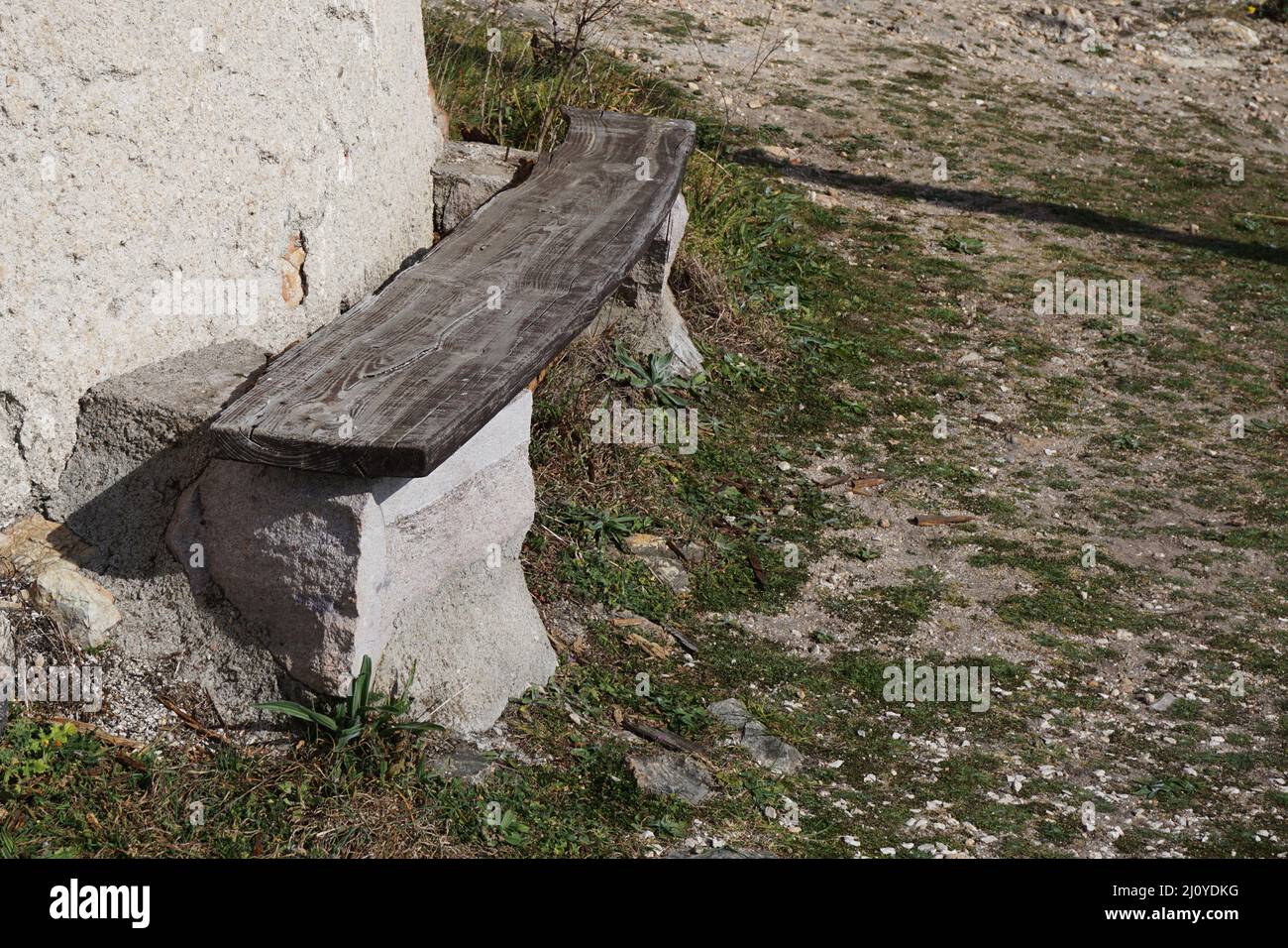 Vintage rustic outdoor wooden bench Stock Photo - Alamy