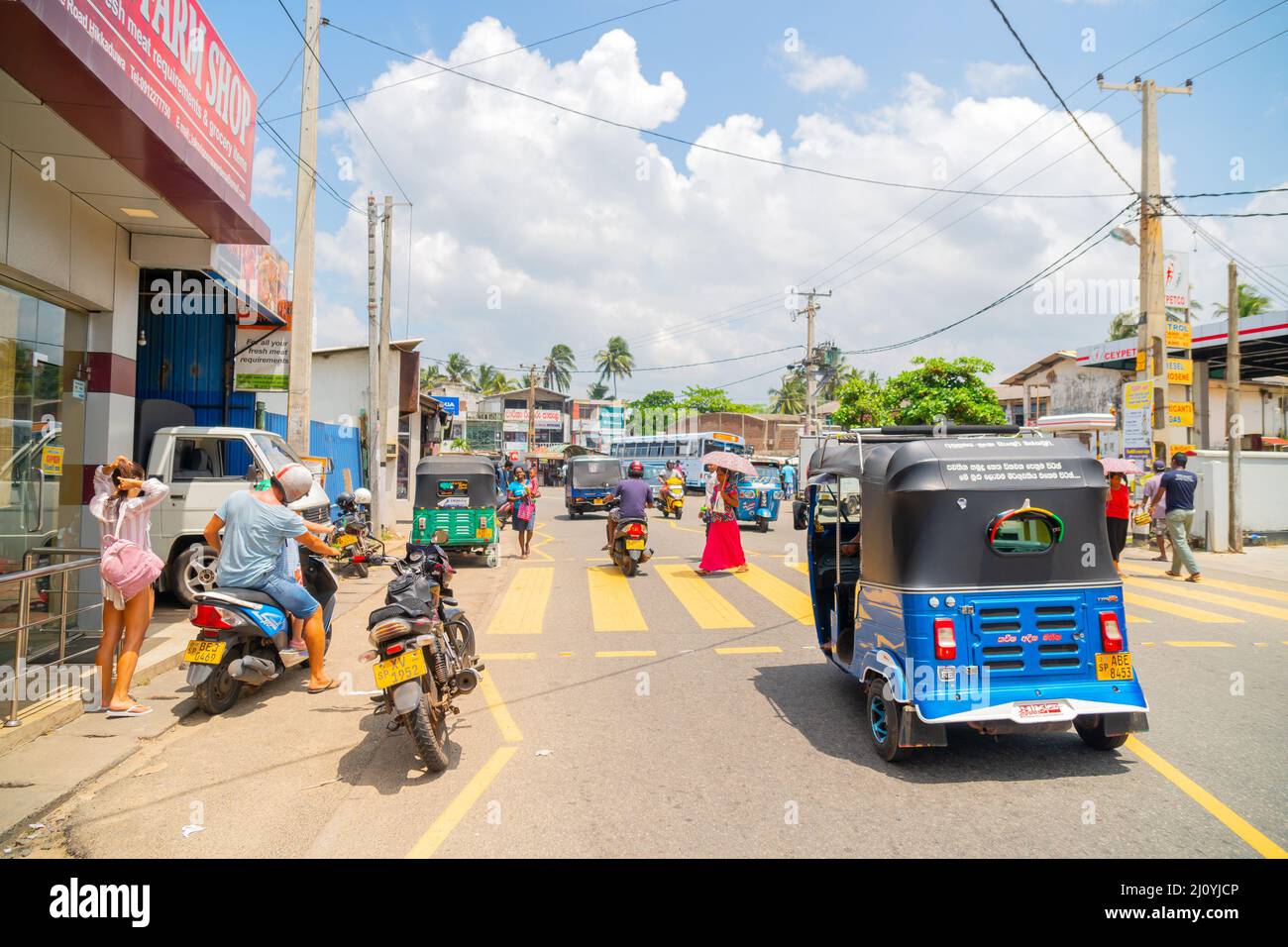 Bus sri lanka transport vehicle hi-res stock photography and images - Alamy