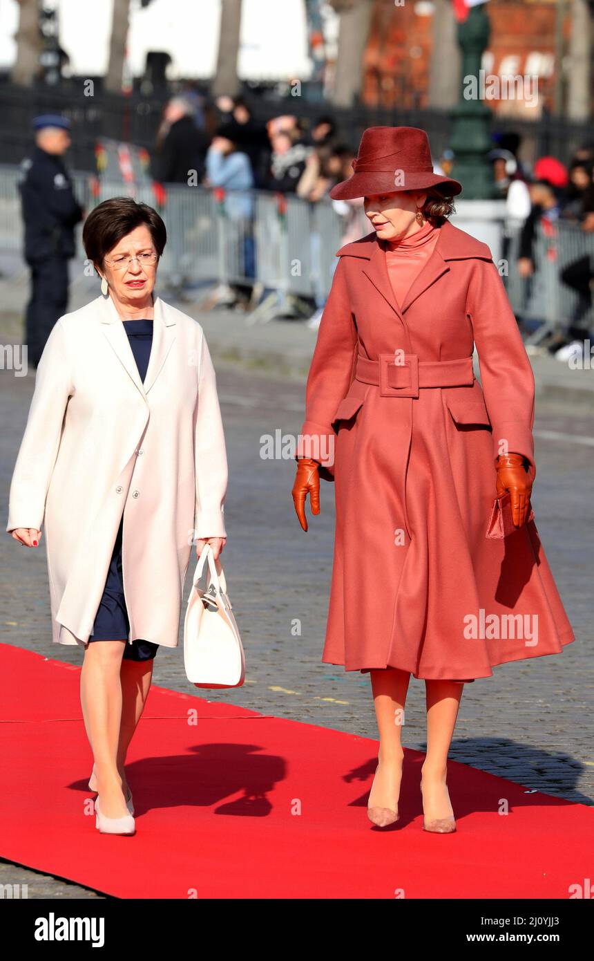 Mrs doris hi-res stock photography and images - Alamy