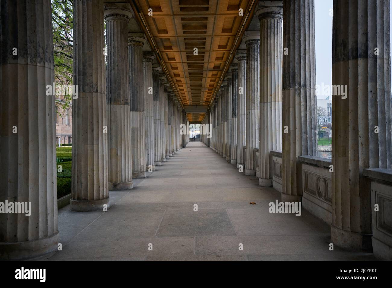 Columns building berlin hi-res stock photography and images - Alamy