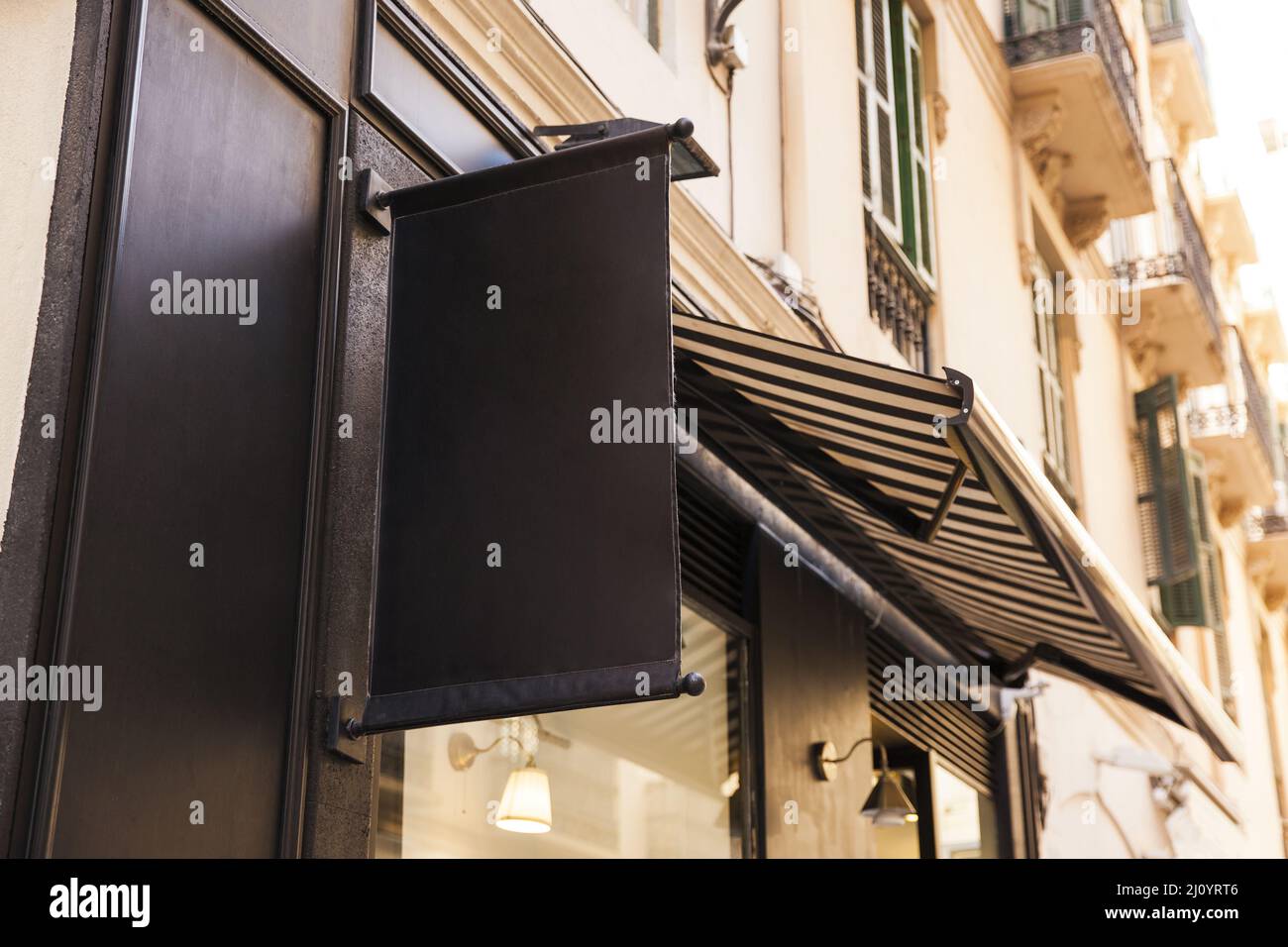 Black sign hi-res stock photography and images - Alamy