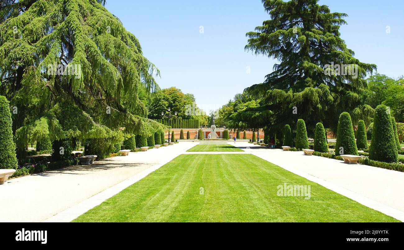 Overview of the gardens of El Retiro in Madrid, Spain, Europe Stock ...