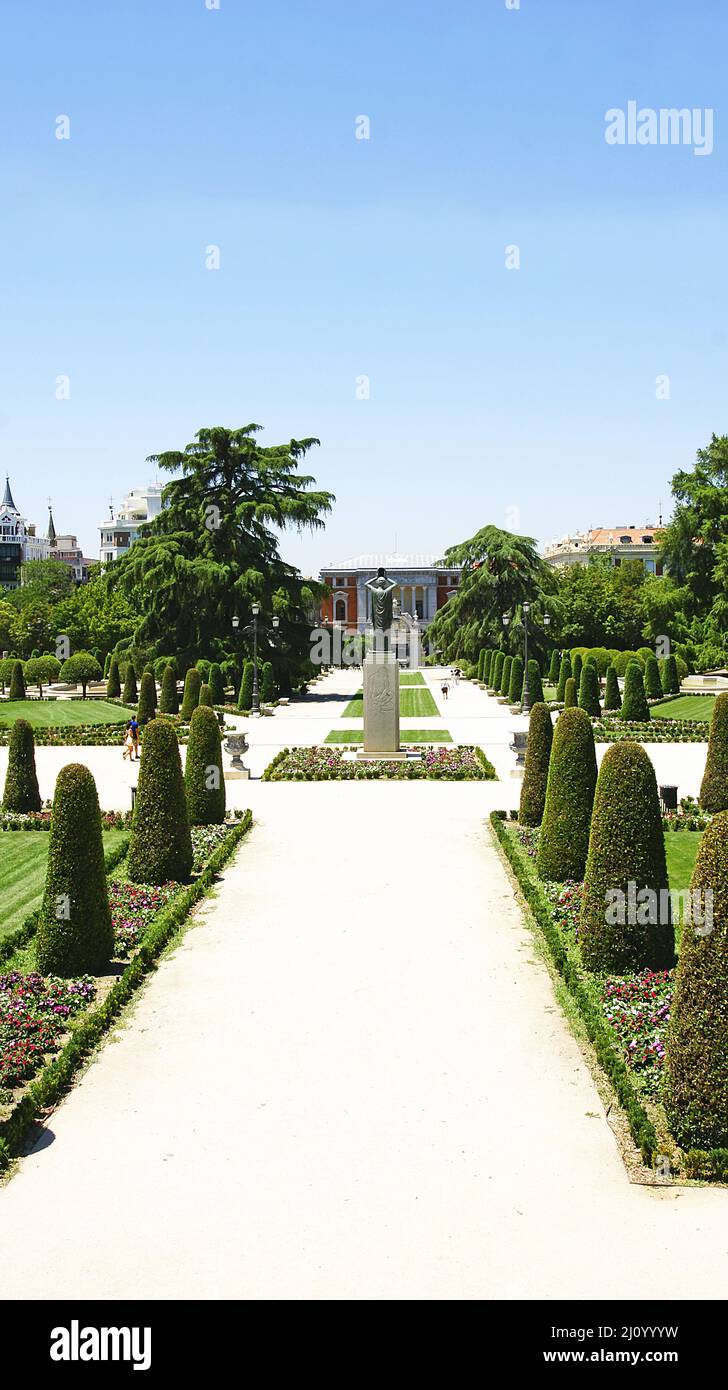 Ornamental fountain in the Romantic Garden in El Retiro, Madrid, Spain ...