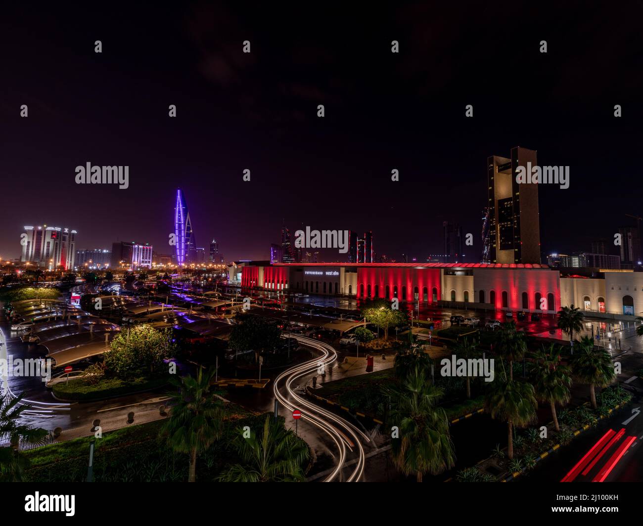 Downtown big city night hi-res stock photography and images - Alamy