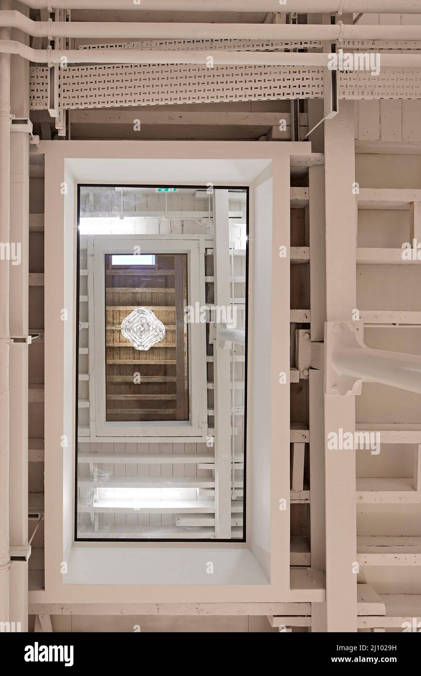 Lightwell feature hi-res stock photography and images - Alamy