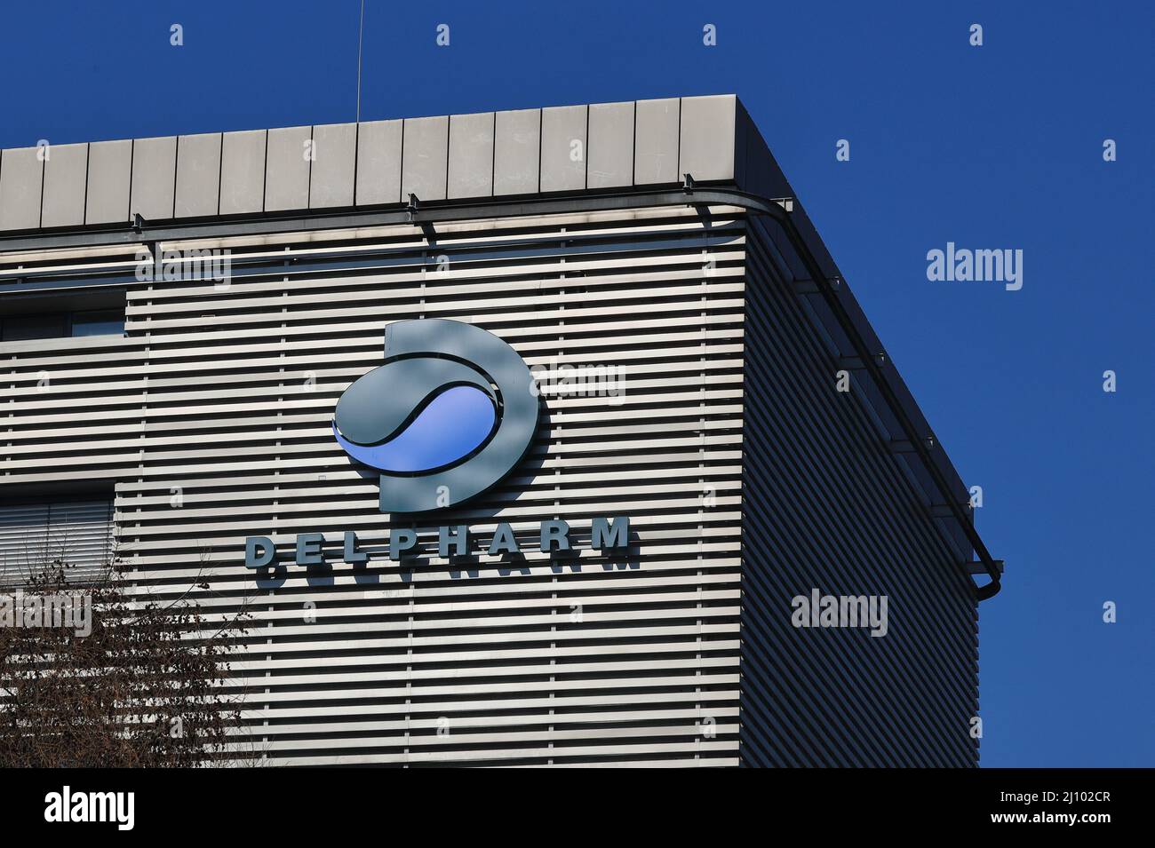 International pharmacy logo hi-res stock photography and images - Alamy