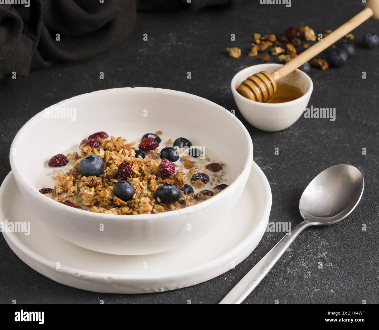 Cereal bowl view hi-res stock photography and images - Alamy