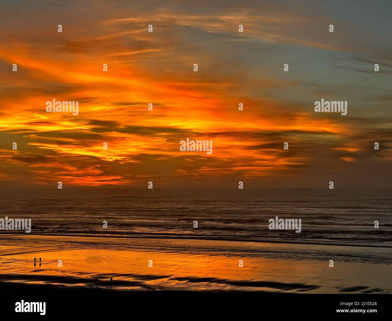 Beautiful oregon coast sunset hi-res stock photography and images - Alamy