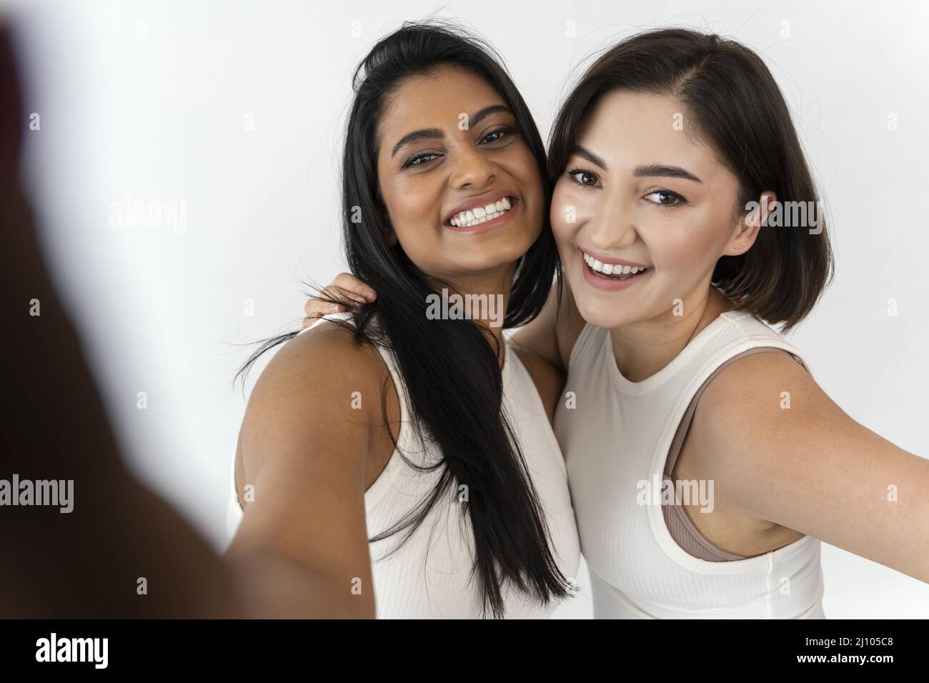 Young couple enjoying time together hi-res stock photography and images ...