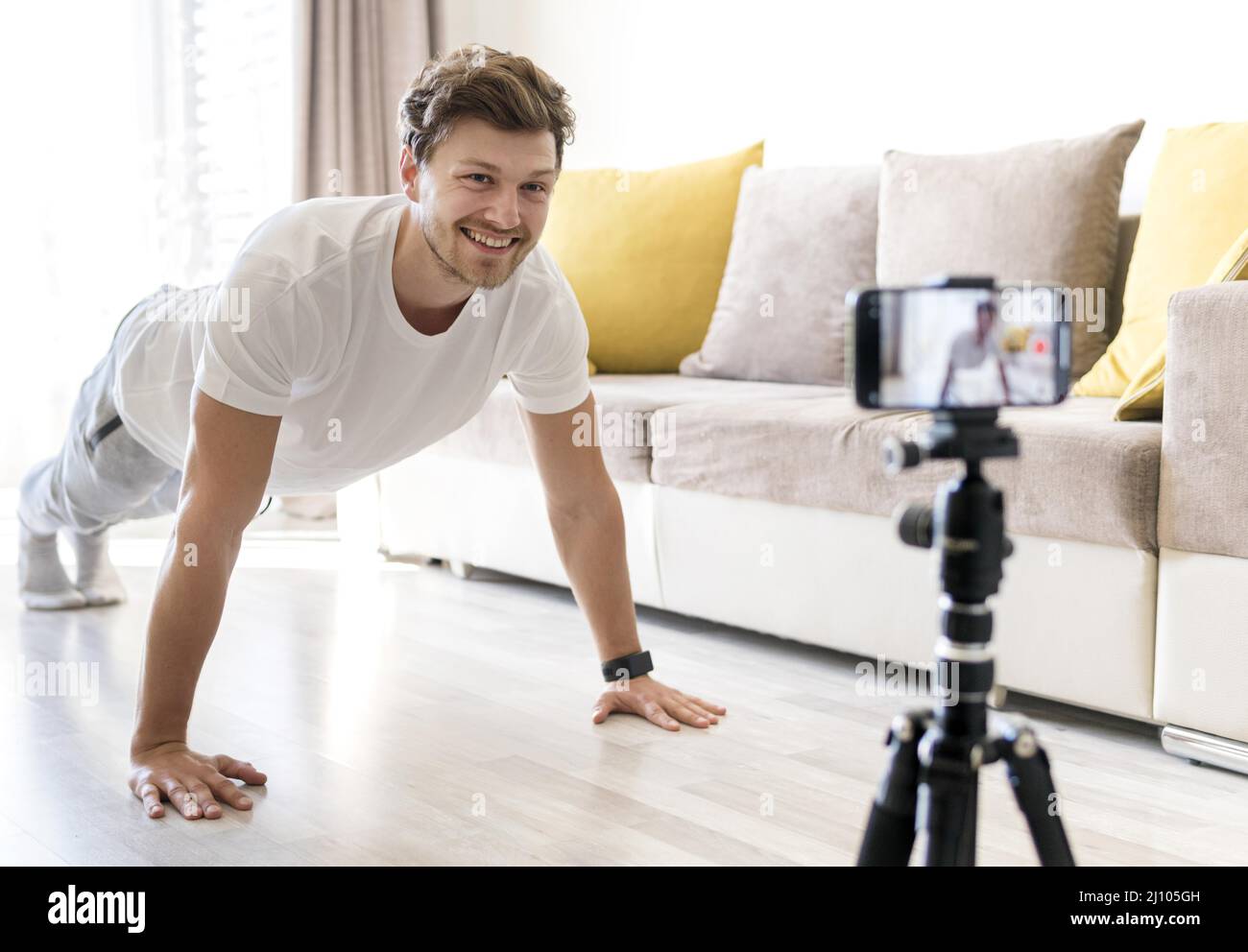 Recording social media influencer hi-res stock photography and images ...