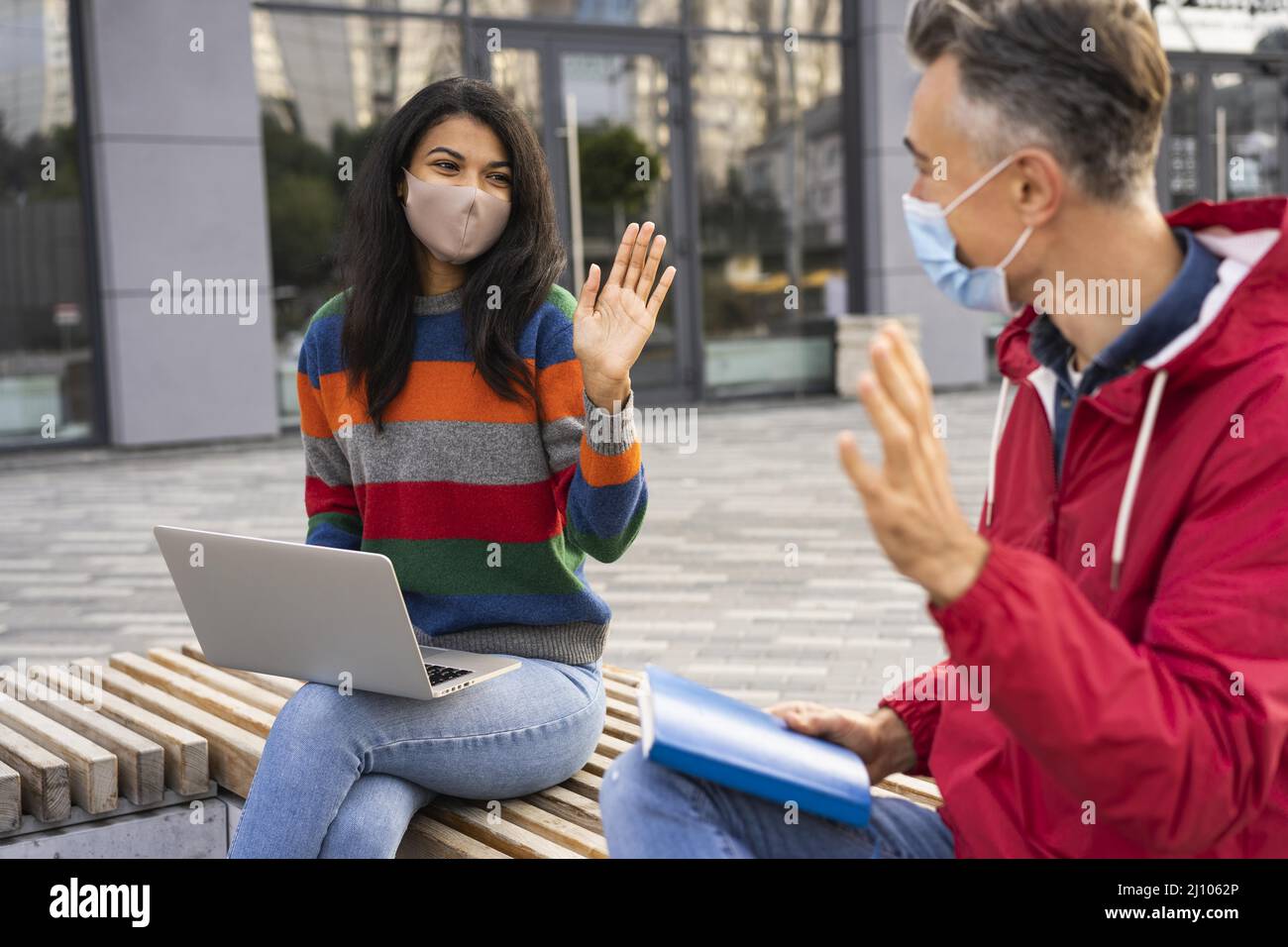 Hygiene social distance hi-res stock photography and images - Alamy