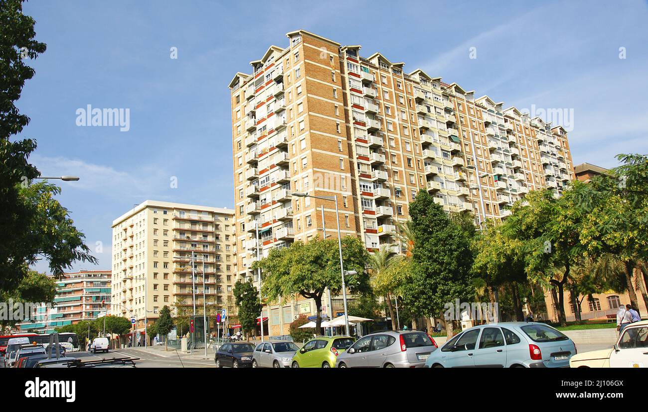 Meridiana neighborhood of barcelona hi-res stock photography and images ...