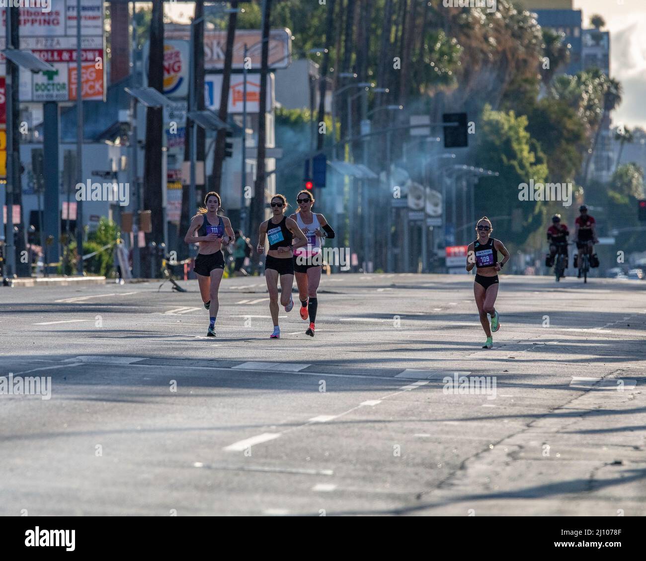 Los angeles marathon 2022 hi-res stock photography and images - Alamy