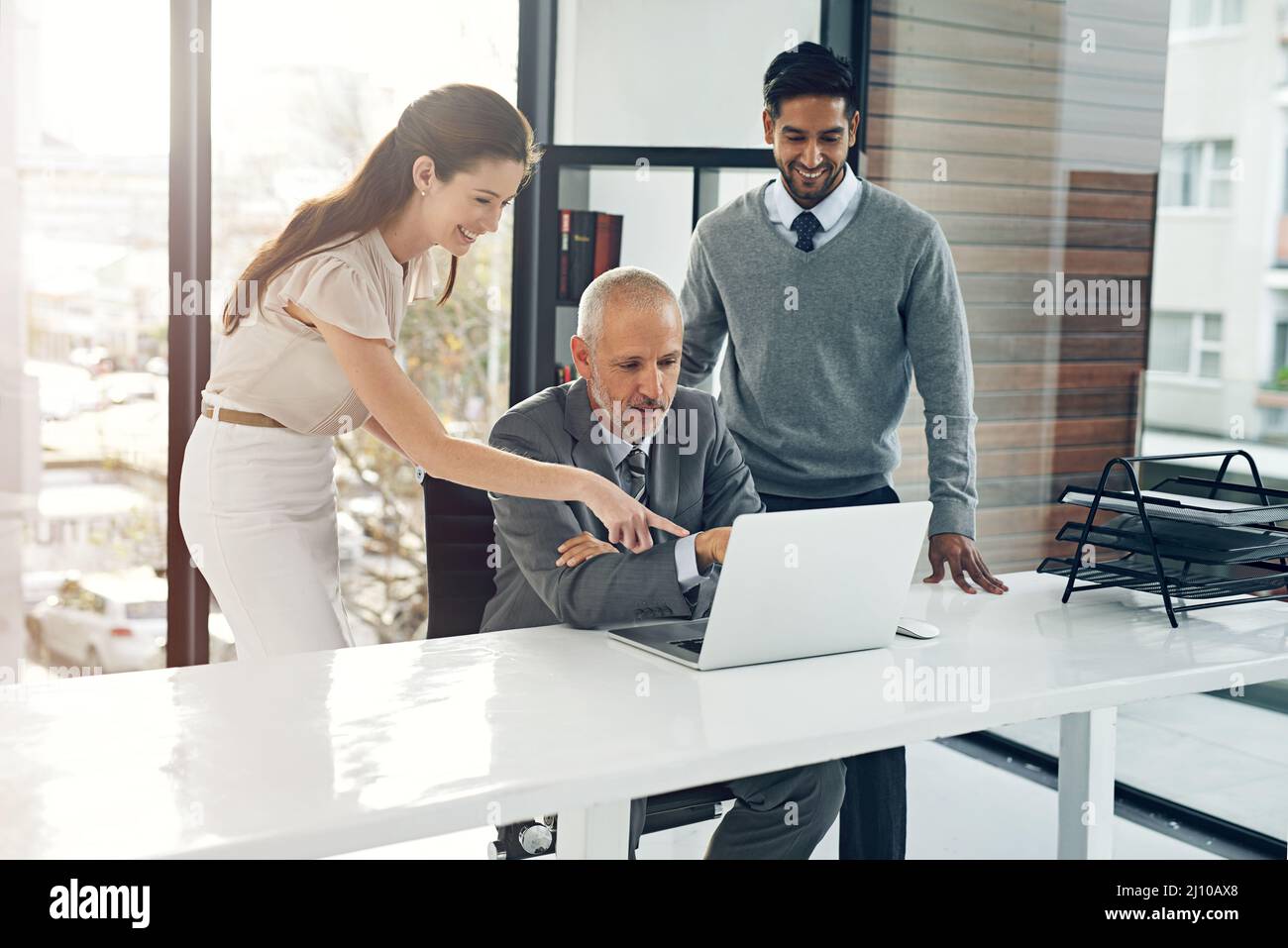 Many hands make light work hi-res stock photography and images - Alamy