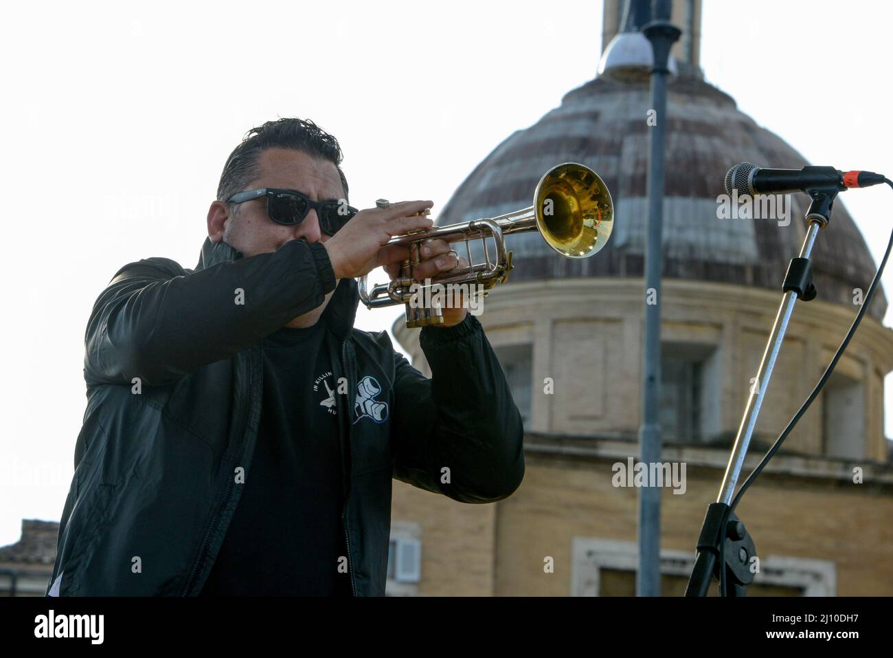 Roy Paci, artist during "Together for Peace", anti-war demonstration in ...