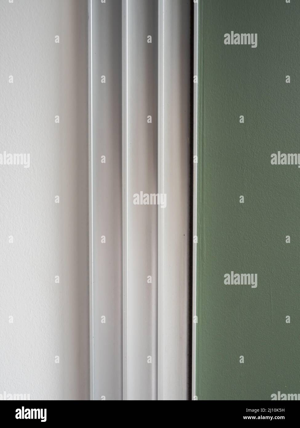 Jamb framing background with the difference wall color green and white ...