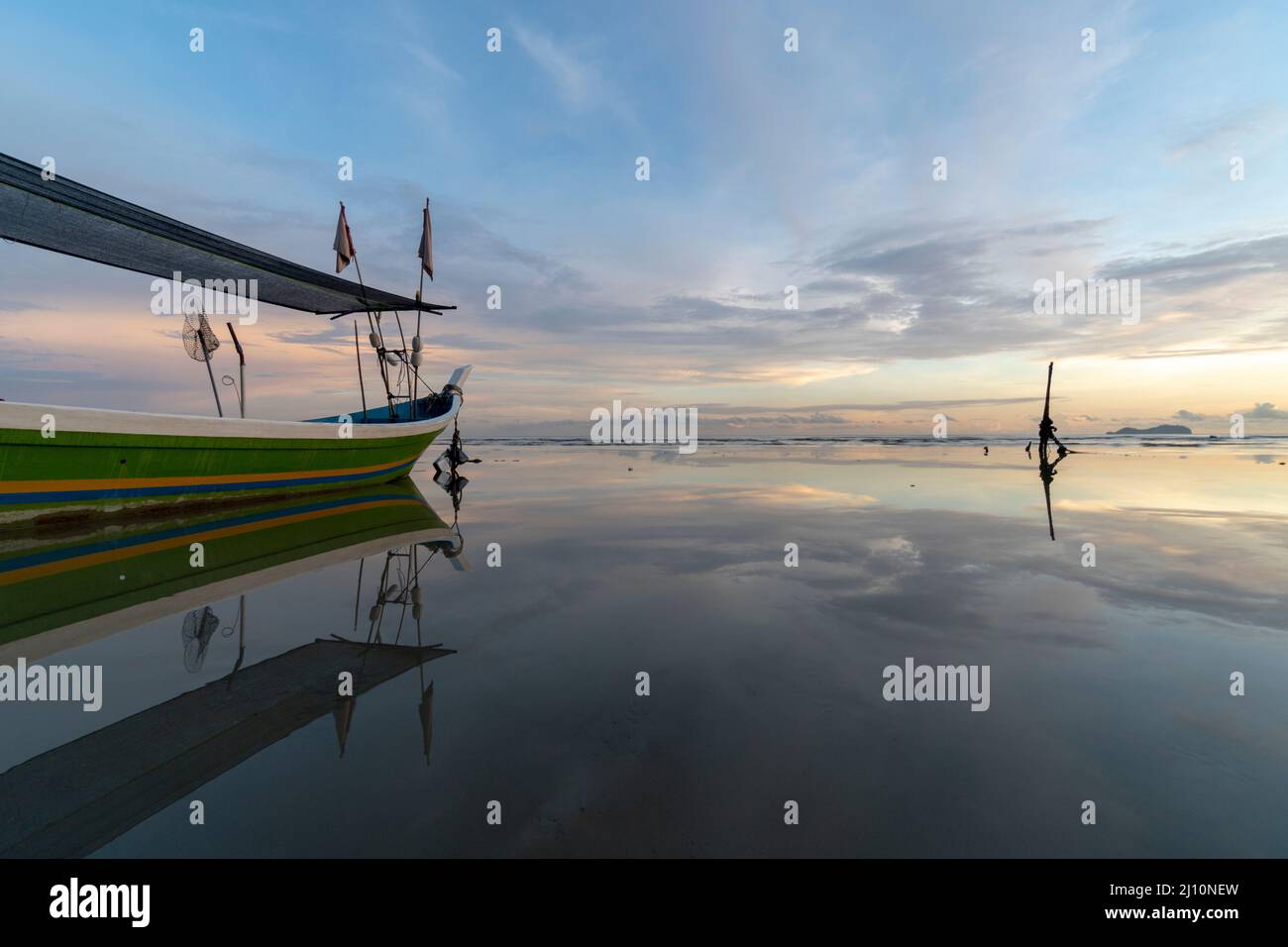 Damar laut hi-res stock photography and images - Alamy