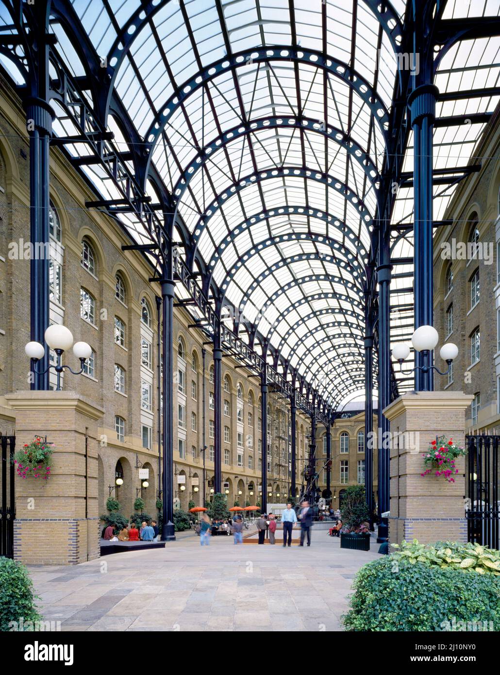 London, Hay´s Galleria, Hays Gallery Stock Photo - Alamy
