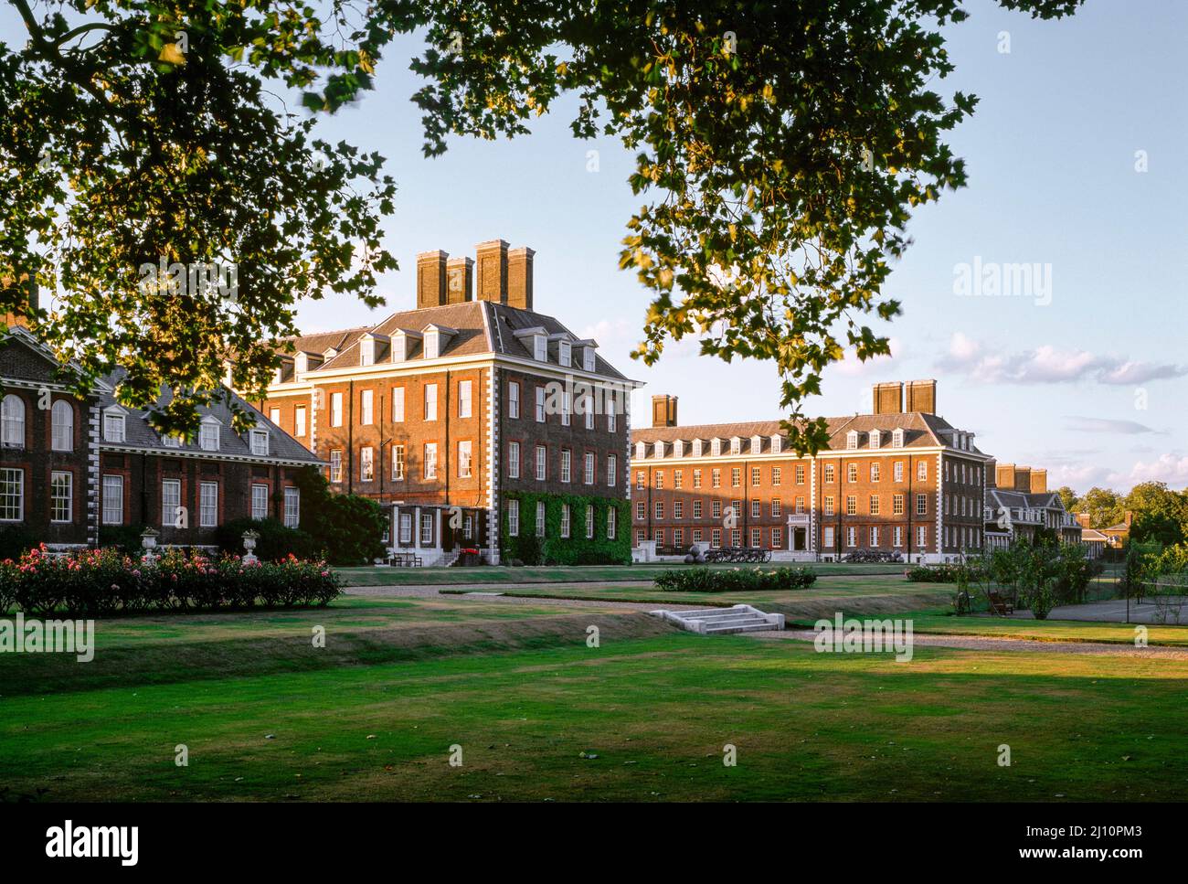 Chelsea hospital londres hi-res stock photography and images - Alamy