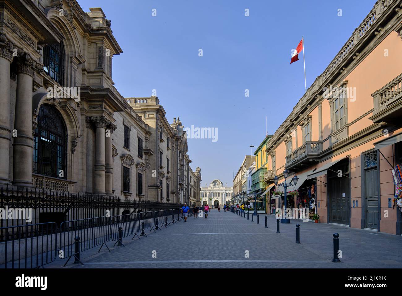 Normal perspective hi-res stock photography and images - Alamy