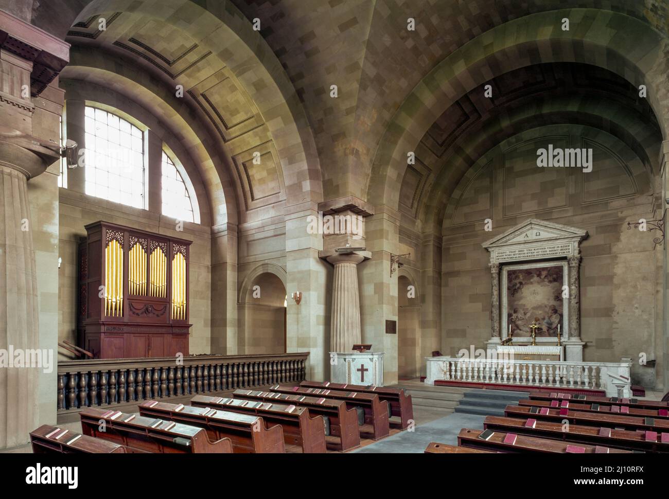 Packington Hall, St. James Church, Blick nach Osten Stock Photo - Alamy