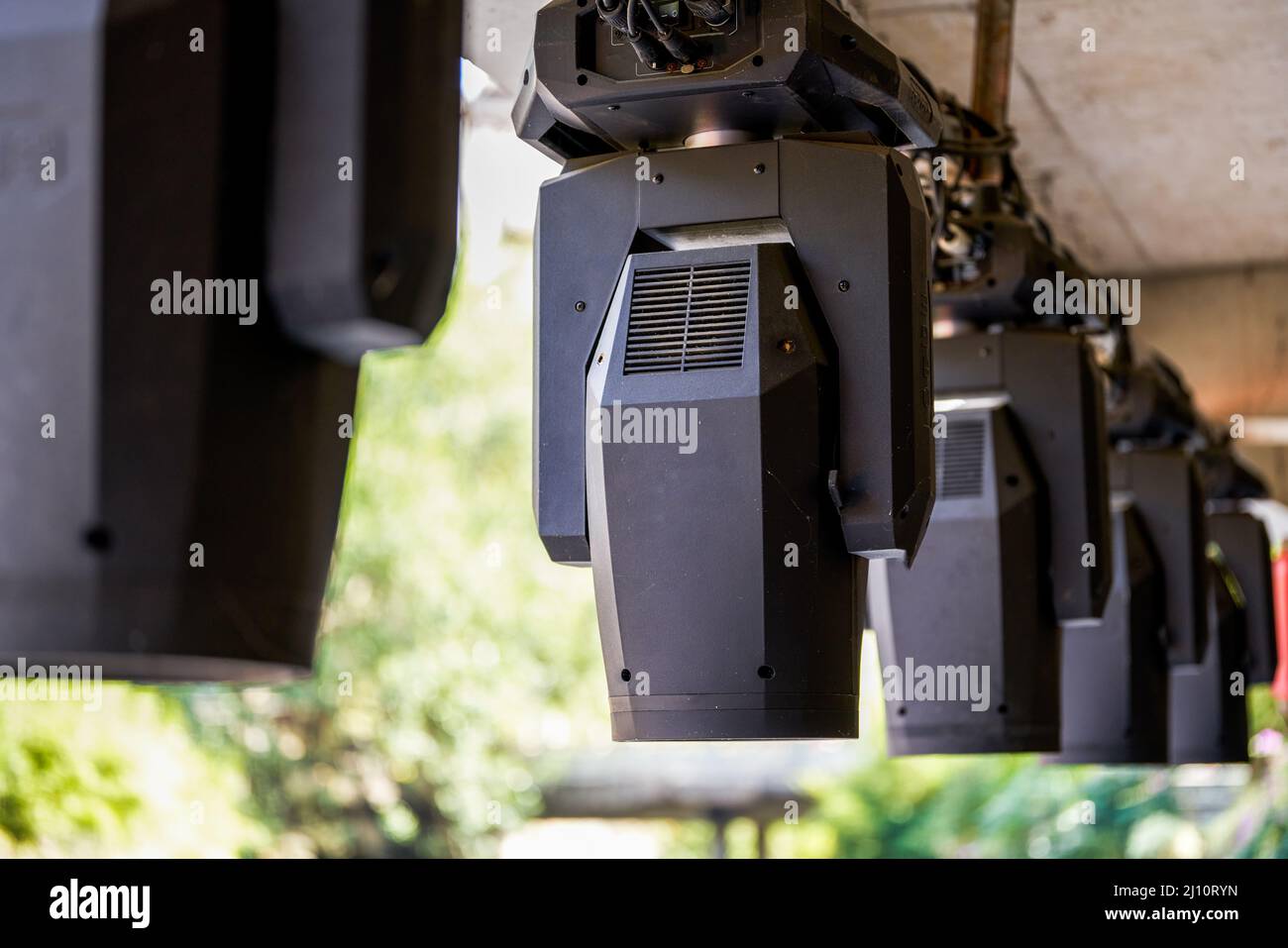 Sound equipment installation hi-res stock photography and images - Alamy