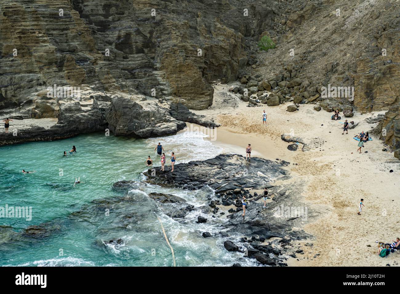 Sea Beach Reefs Halona Cove Halona Blowhole Oahu Hawaii Stock Photo - Alamy