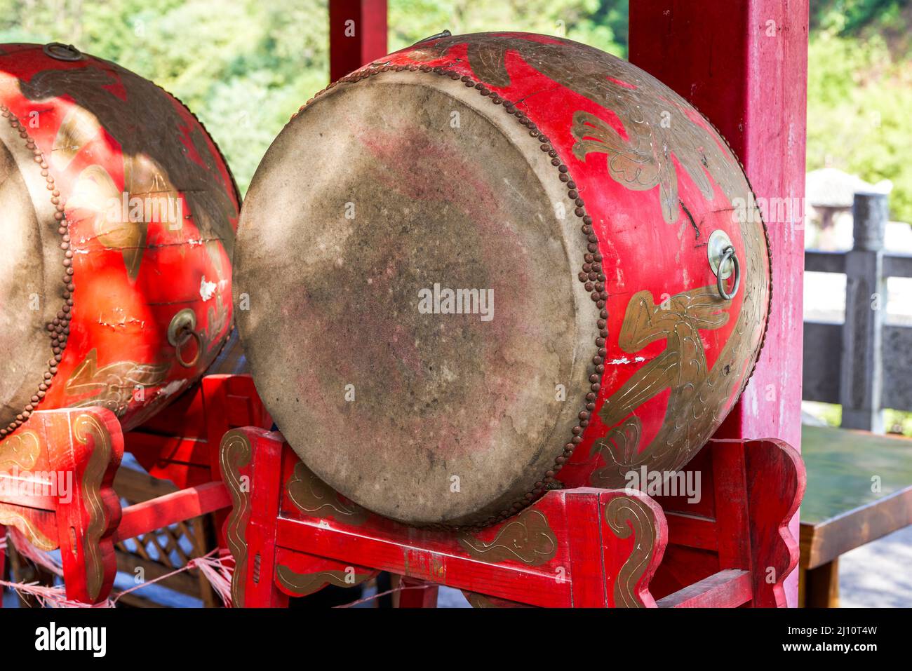 Large chinese drum hi-res stock photography and images - Alamy
