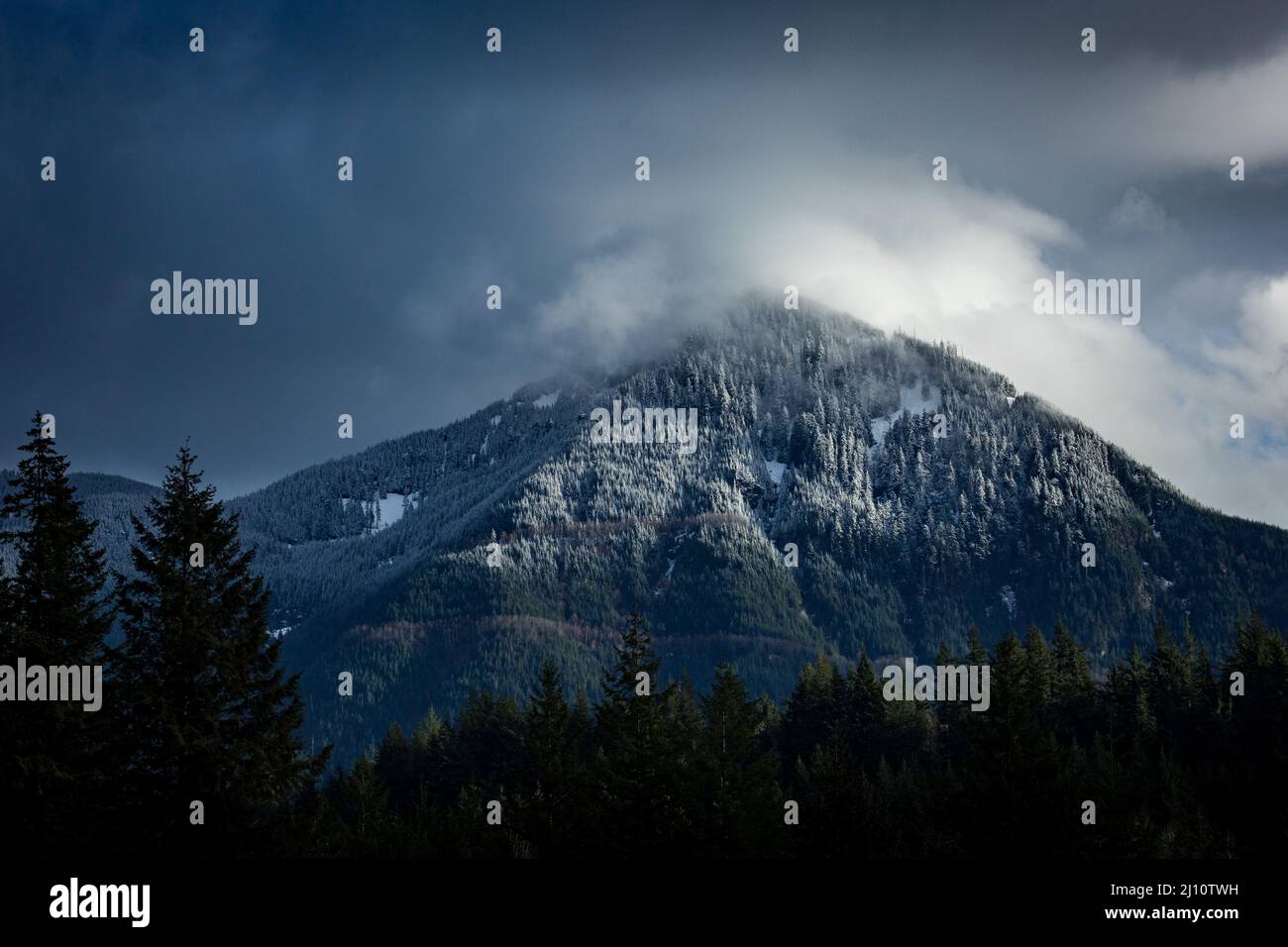Washington pnw hi-res stock photography and images - Alamy