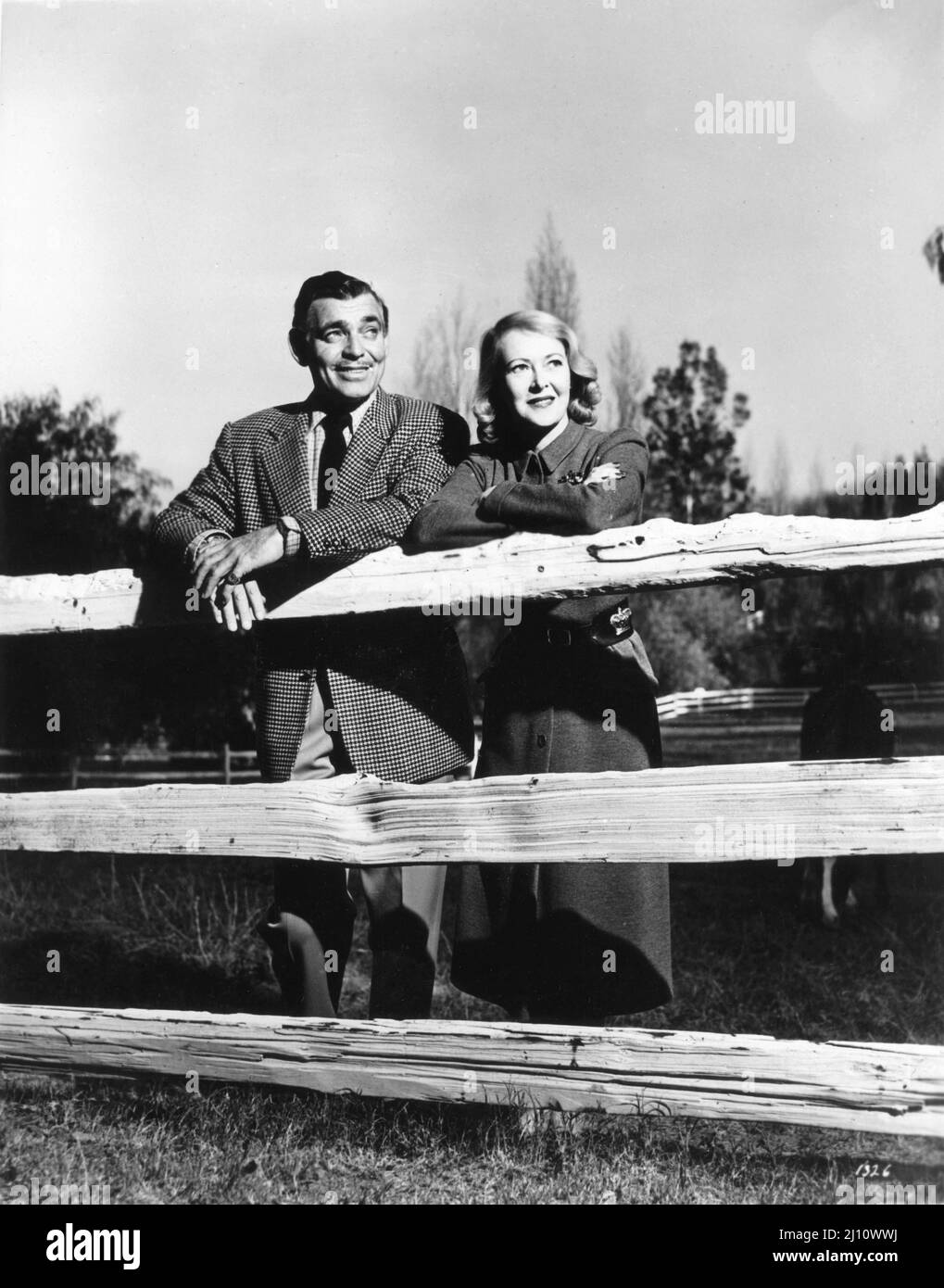 Newlyweds CLARK GABLE and his 4th Wife SYLVIA ASHLEY at Gable's Encino ...