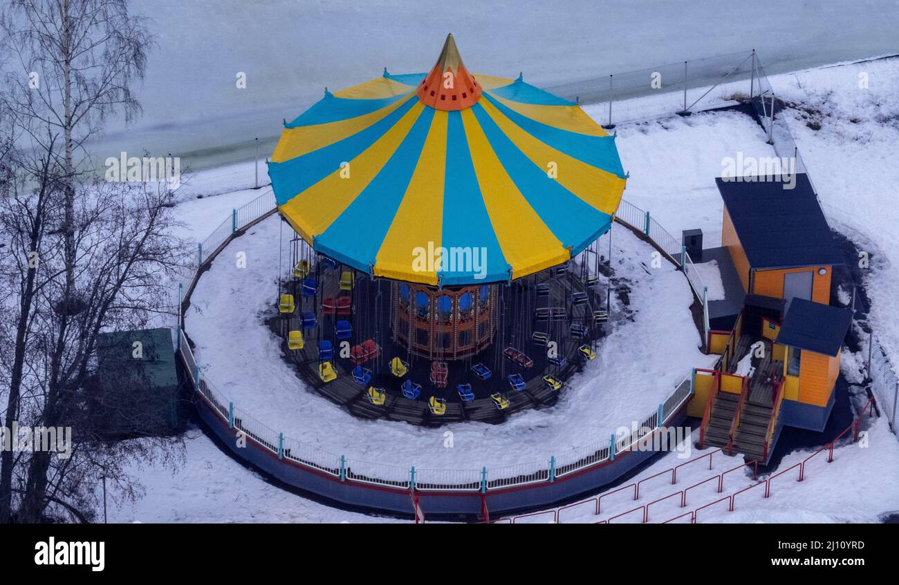 Top view of a Carousel in winter Stock Photo - Alamy