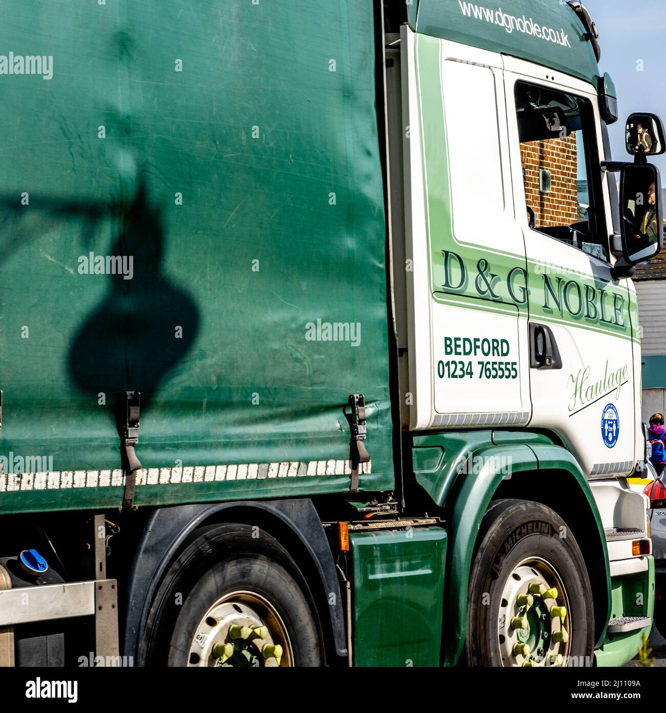 Heavy goods vehicle hi-res stock photography and images - Alamy