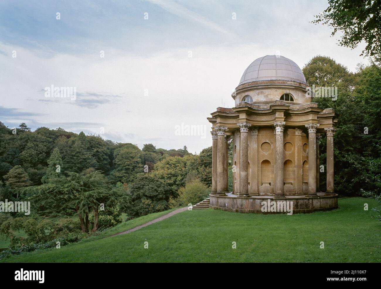 Temple of apollo stourhead hi-res stock photography and images - Alamy