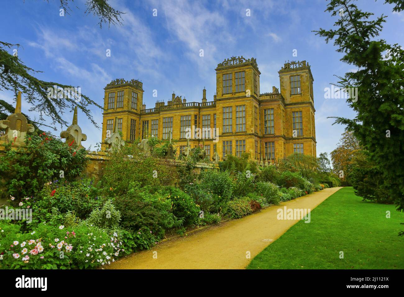 Hardwick Hall, Derbyshire, England, UK Stock Photo - Alamy