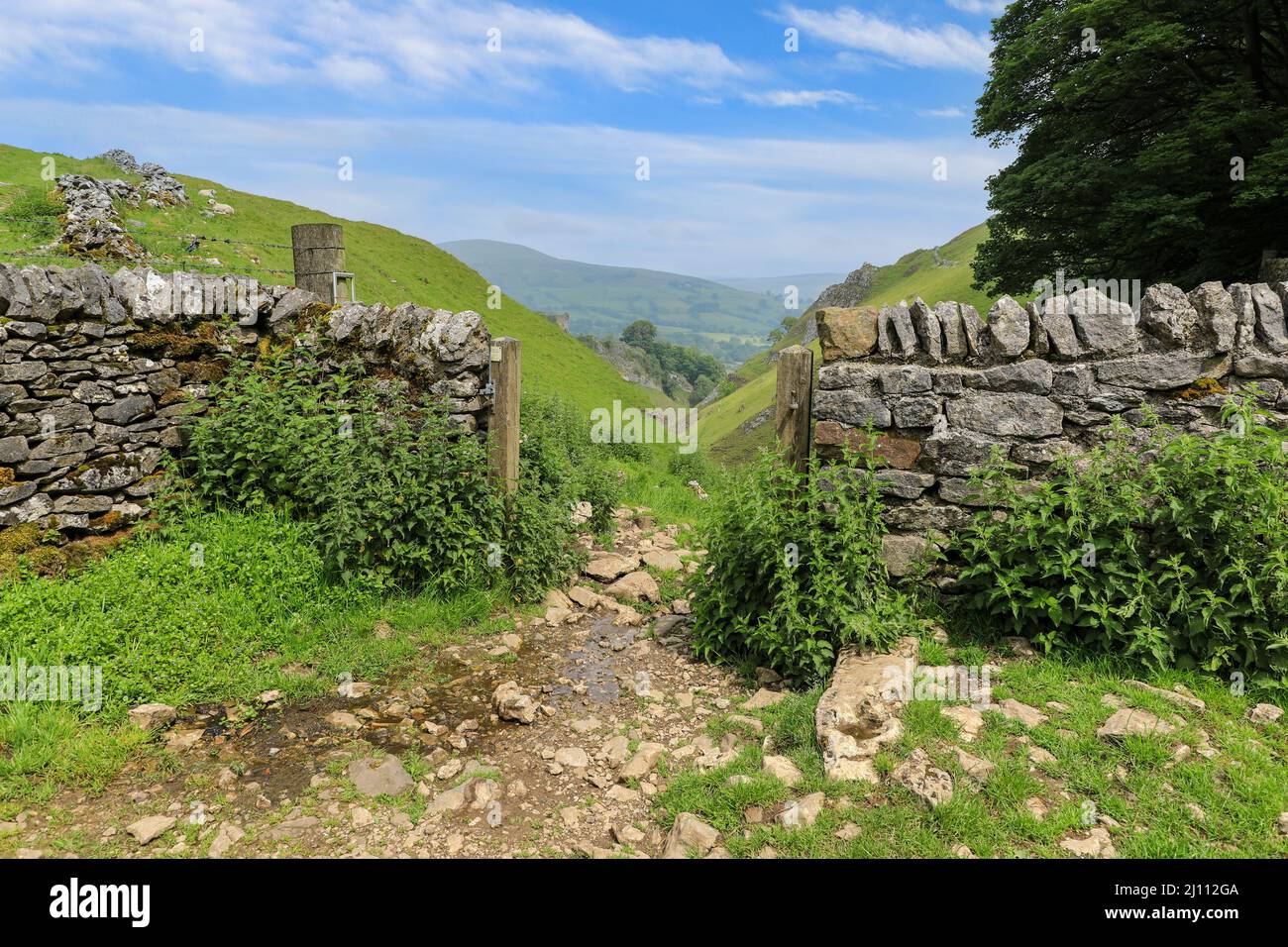 Cave Dale (or Cavedale), a dry limestone valley in the Derbyshire Peak ...