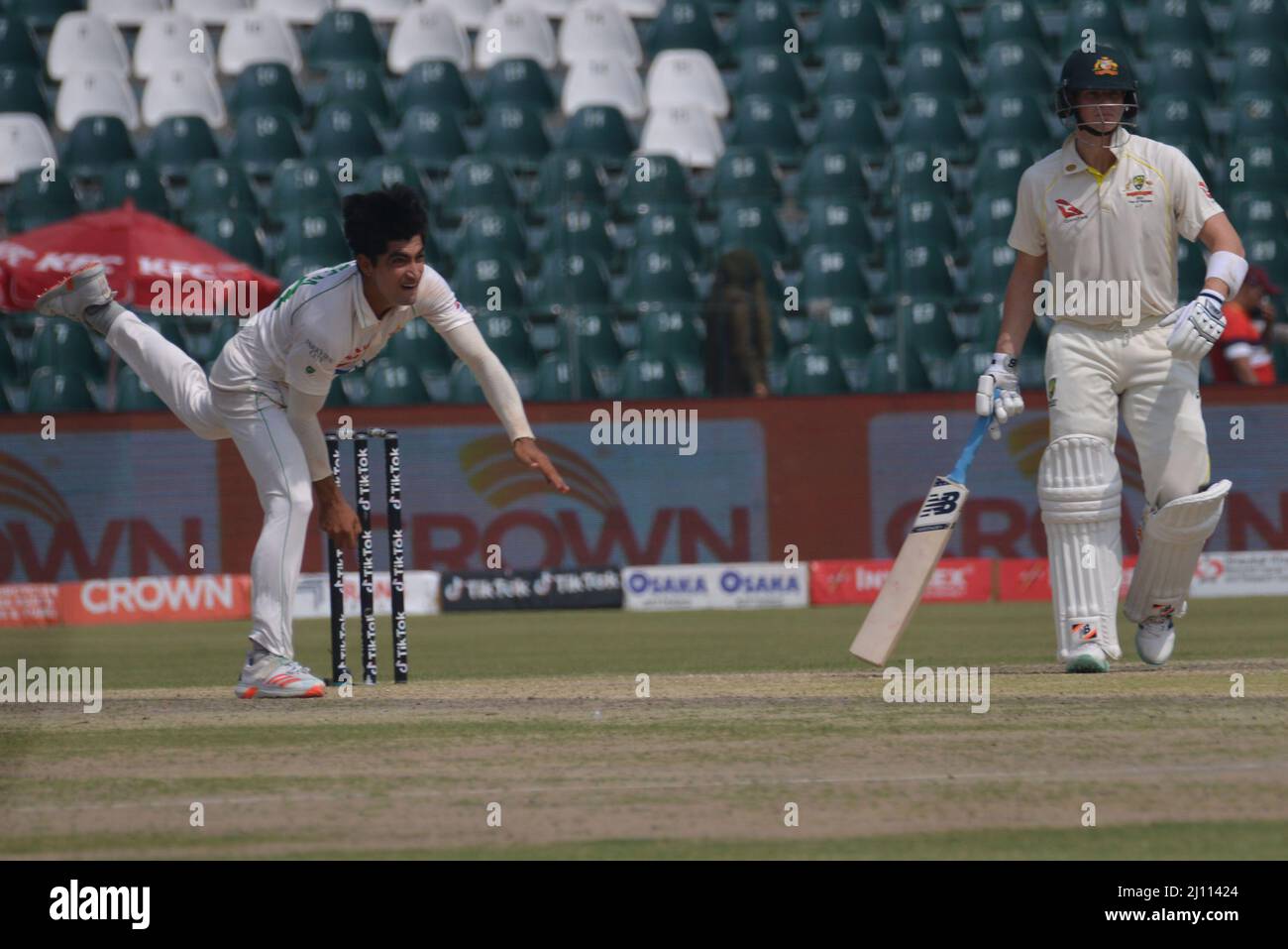 Lahore, Pakistan. 21st Mar, 2022. Australia's Batsman plays a shot ...