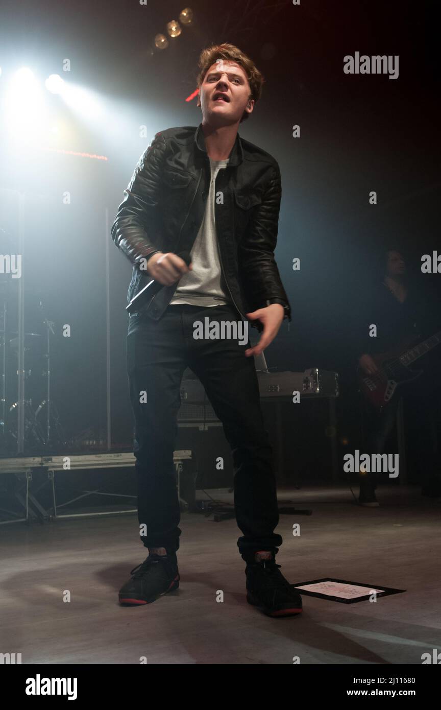 Rapper anth hi-res stock photography and images - Alamy